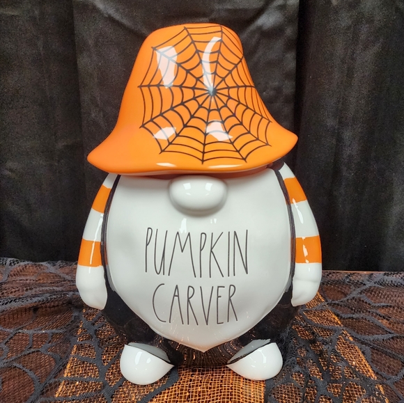 Rae Dunn | Holiday | Rae Dunn Gnome Pumpkin Carver Cookie Jar New Read ...